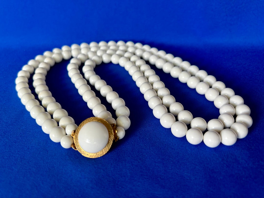 Vintage Richelieu Double Strand White Beaded Necklace With Decorative ...