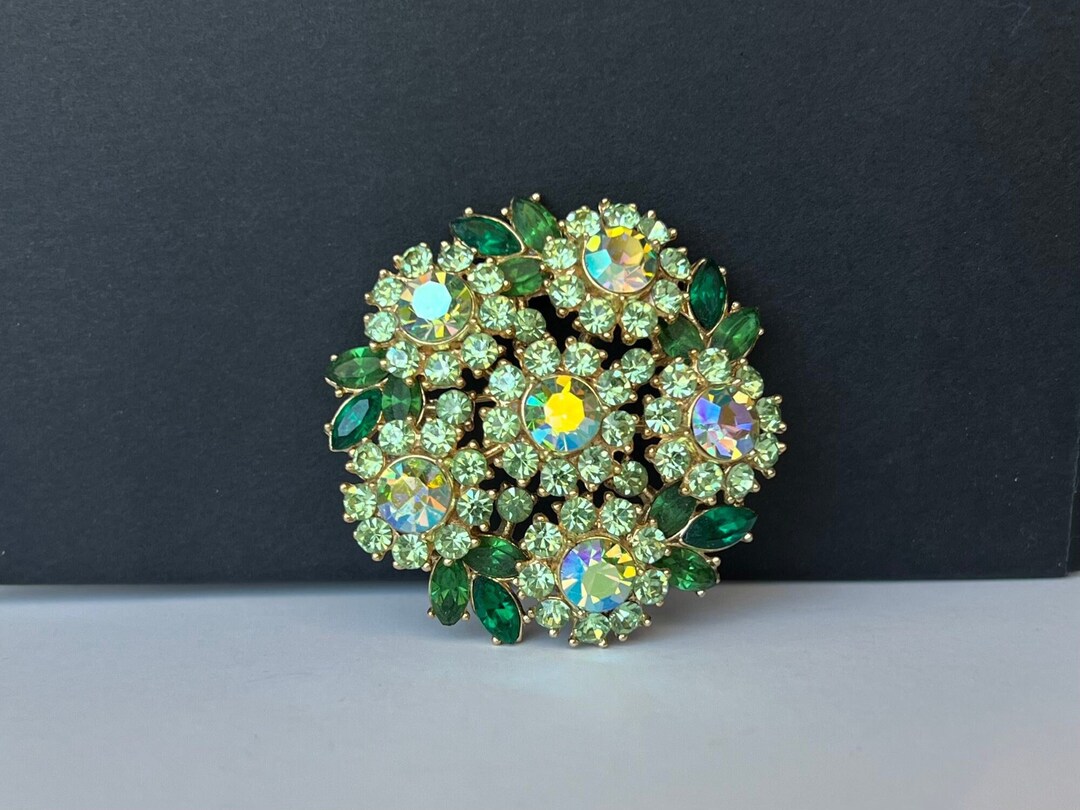 1961 Crown Trifari Signed "radiance" Collection Green Rhinestone Floral ...
