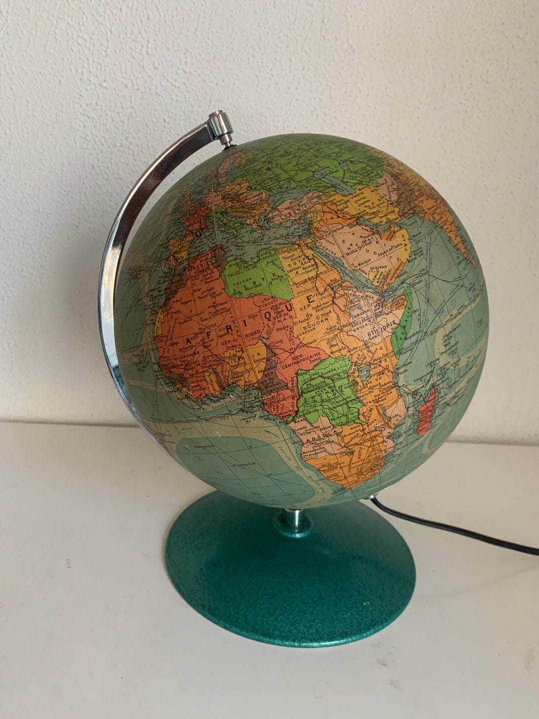 Vintage 1960s Perrina Glass Globe, Green Lacquered, World Map - 33 Cm ...