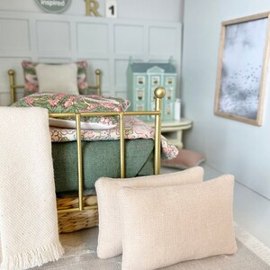 Miniature Linen Pillows (set of 2) - 1:12 Scale Dollhouse Decor - Etsy