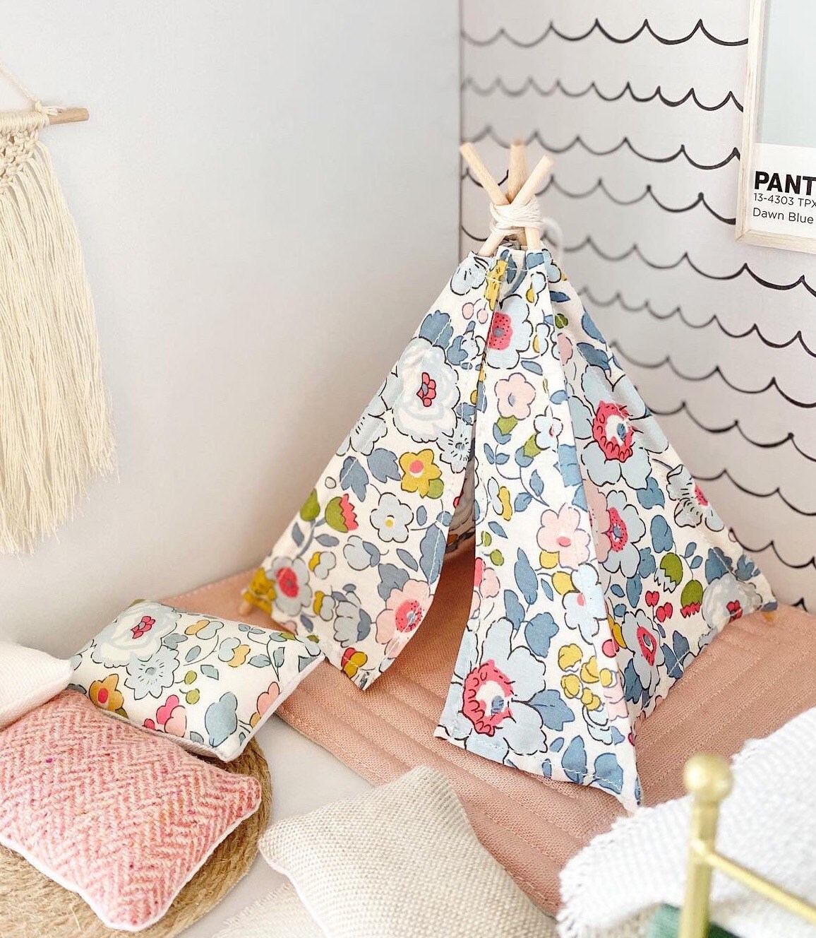 Miniature Teepee Dollhouse Teepee 1:12 Scale Dollhouse - Etsy