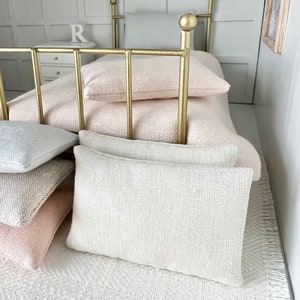 Miniature Linen Pillows (set of 2) - 1:12 Scale Dollhouse Decor - Etsy