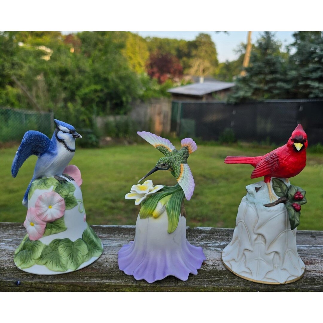 Vintage Avon Backyard Birds Figurine Bells Flower Bells Set of 3 - Etsy