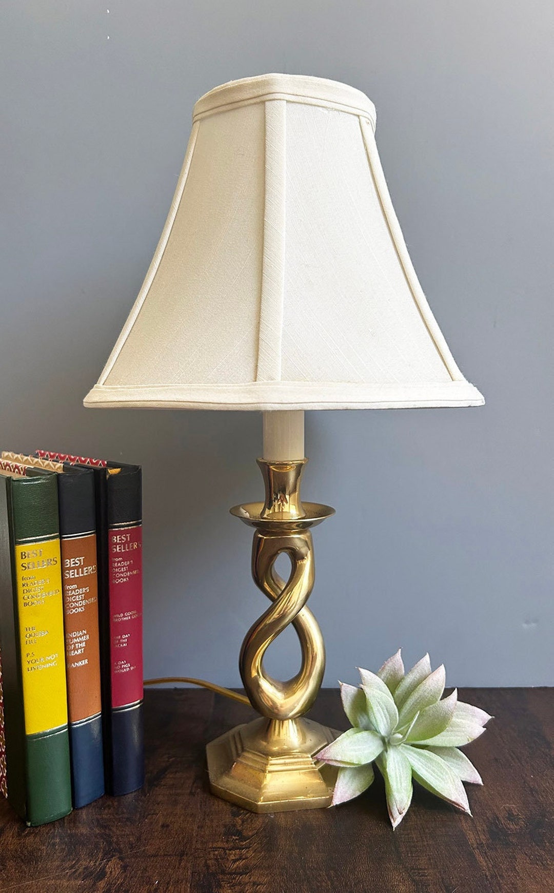 Vintage Cast Brass Twist Table Lamp-mid Century Table Decor - Etsy