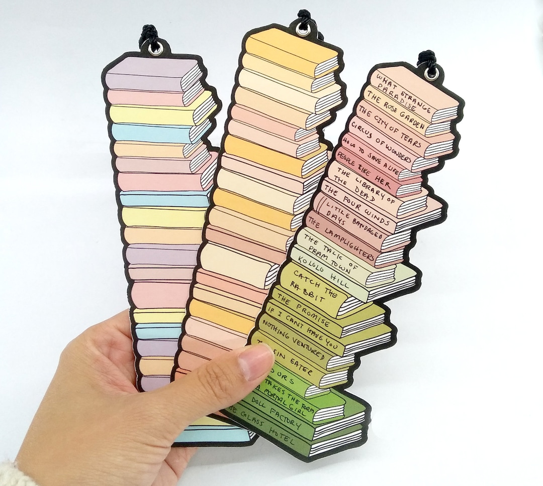 Cute Bookmark Tracker, Bookstack, Double Sided, 42 Books to Fill In ...