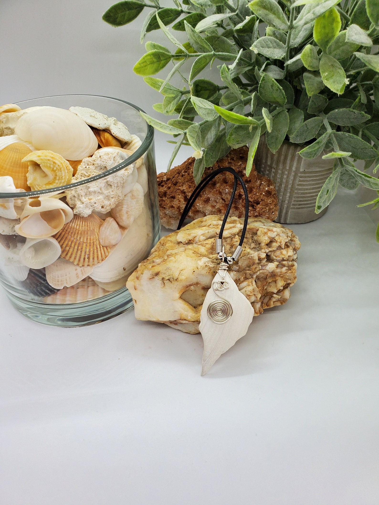 A Wire Wrapped Shell Pendant Necklace Hippie Fashion - Etsy