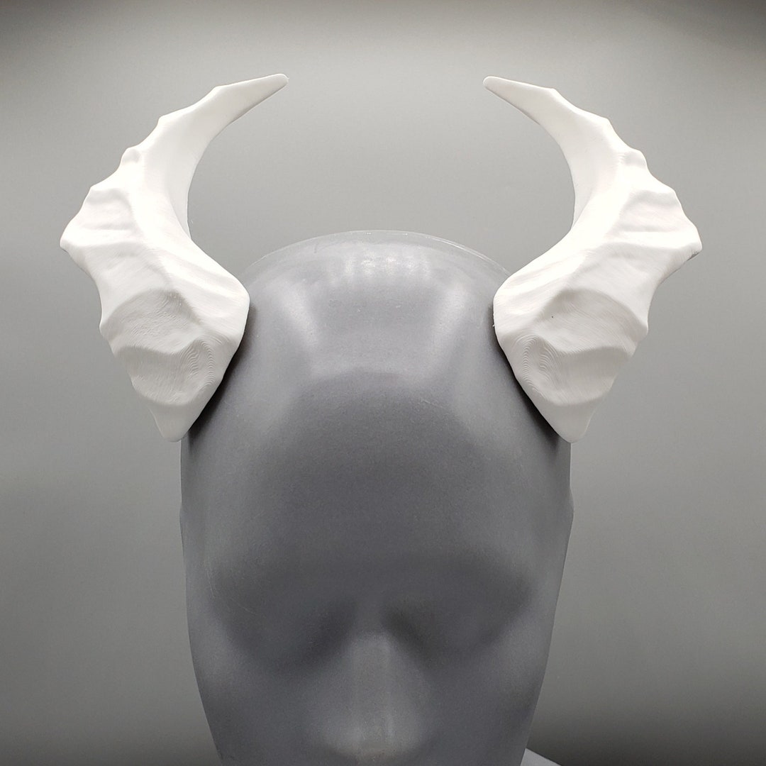 Holly Medium Ridged Horns - Etsy