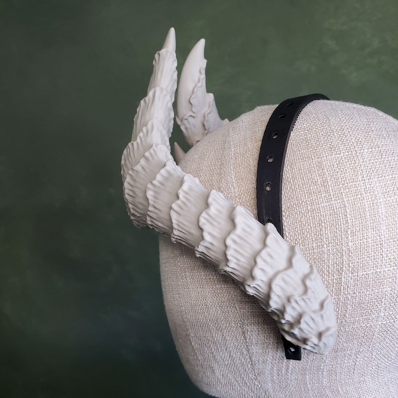 Lilith | Medium Lichen Fungus Horns - Etsy