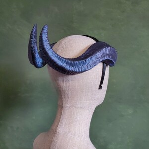 Kolsun Large Swooped Back Horns - Etsy