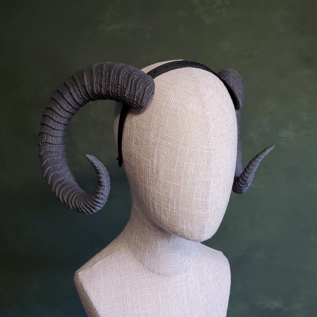 Jenna | Large Ram Horns With Wide Curl - Etsy