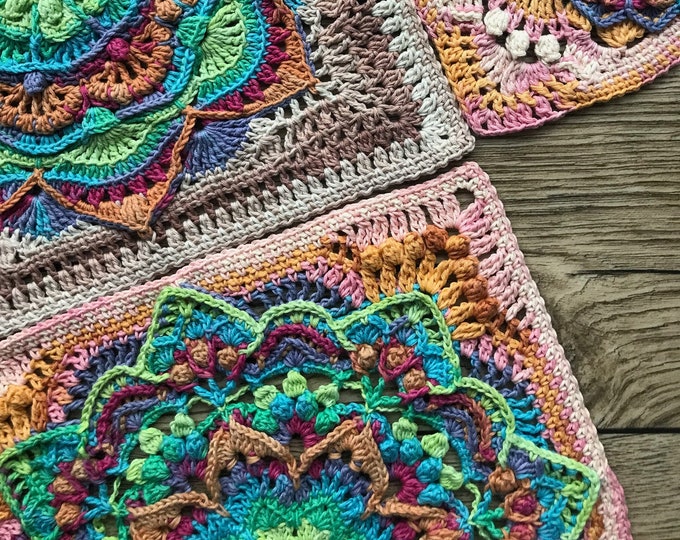 Magic Circles Scarf Pattern by Jane Crowfoot - Etsy Israel