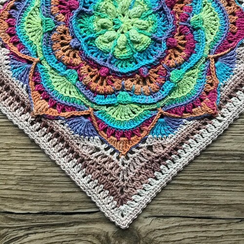 Pattern: Sun and Moon Mandala - Etsy
