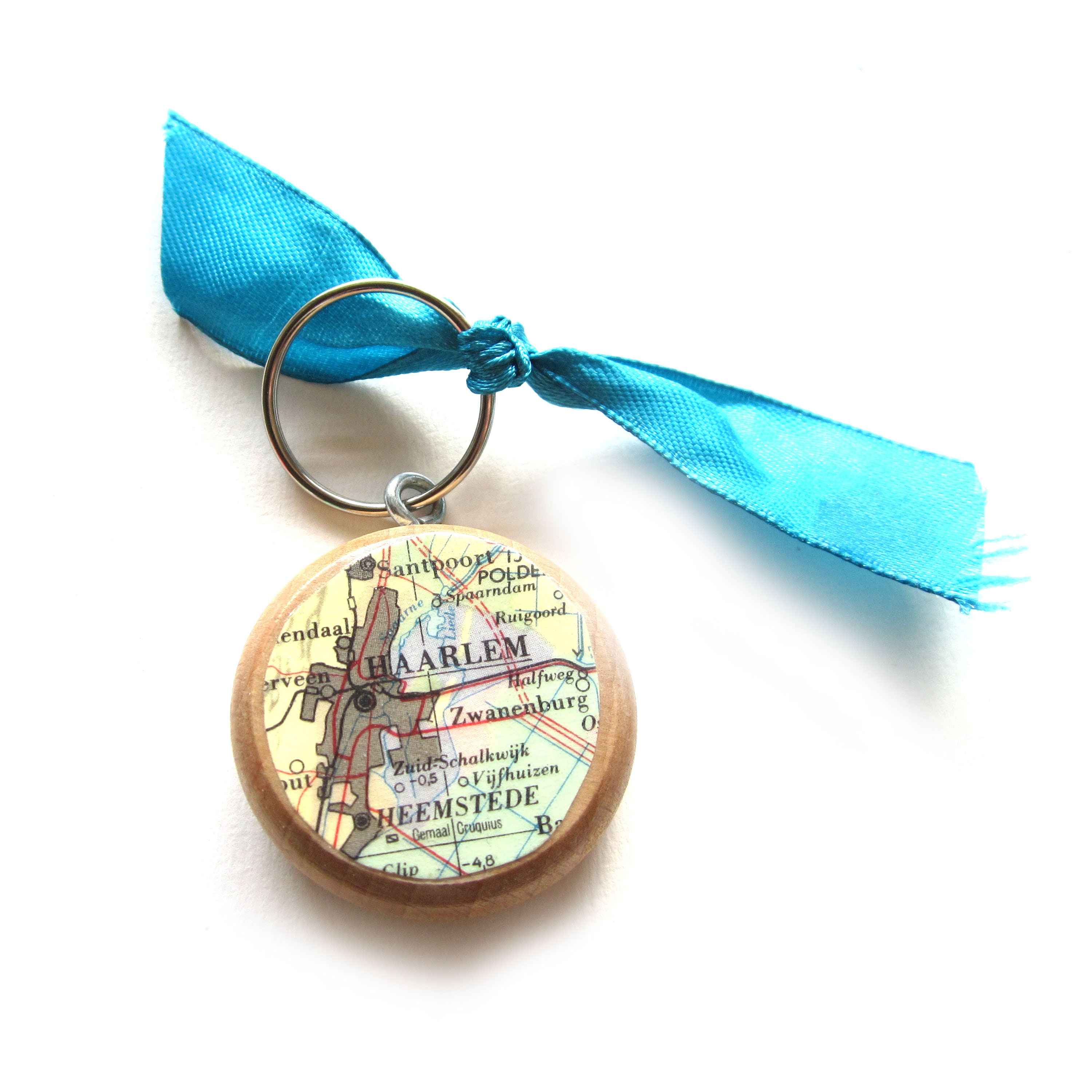 Personalized World map keychain - Netherlands variations