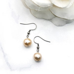 Tin-cup Jewelry, Pearl Necklaces, Pearl Jewelry, Edison Pearls, Pearls ...