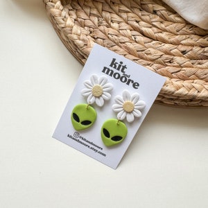 Alien Daisy Dangle Earrings | Sci-fi Earrings | Spring Alien Earrings ...