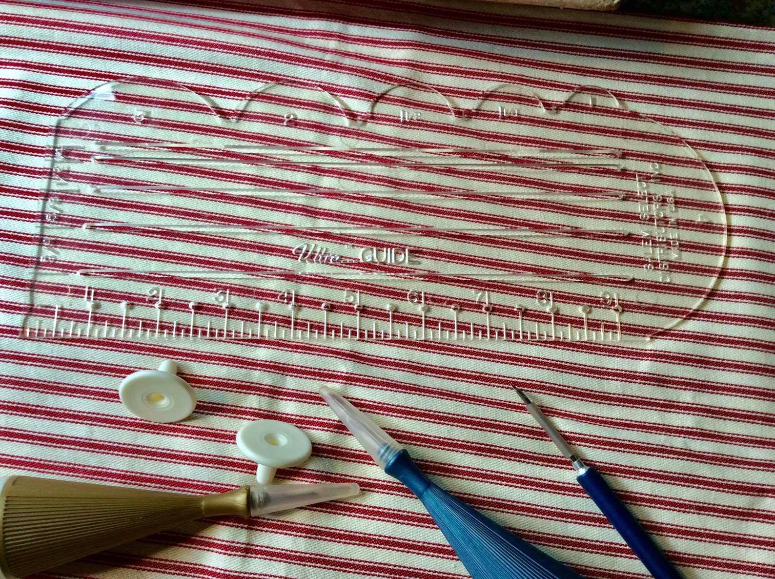 Salem Mini Sew’r Kit - Etsy