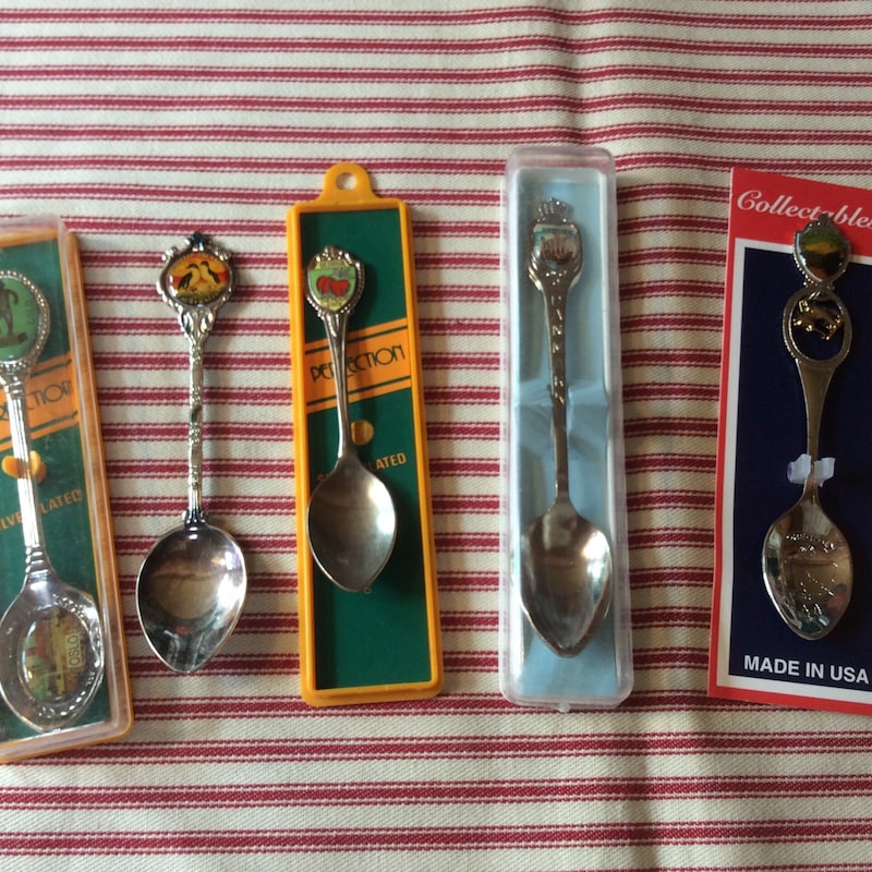 State Souvenir Spoon - Etsy Canada