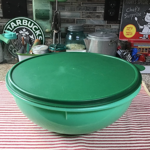 Tupperware 26 Cup Bowl - Etsy