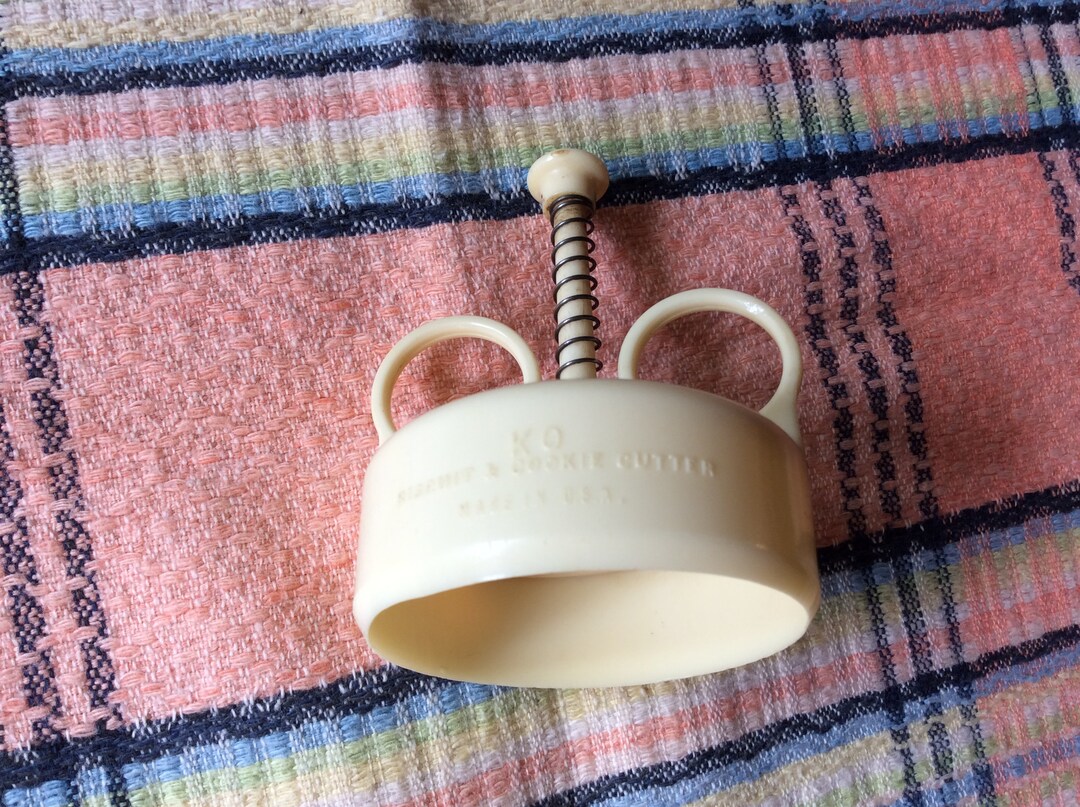Spring Biscuit & Cookie Cutter - Etsy