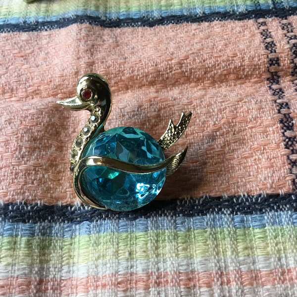 Vintage Brooch - Etsy