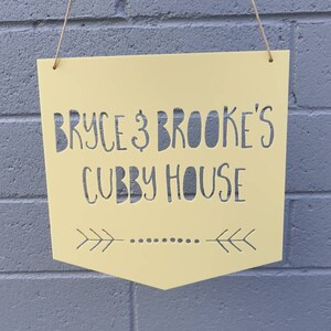Personalised Cubby House Sign DOTS AND ARROW Design-treehouse-plaque ...