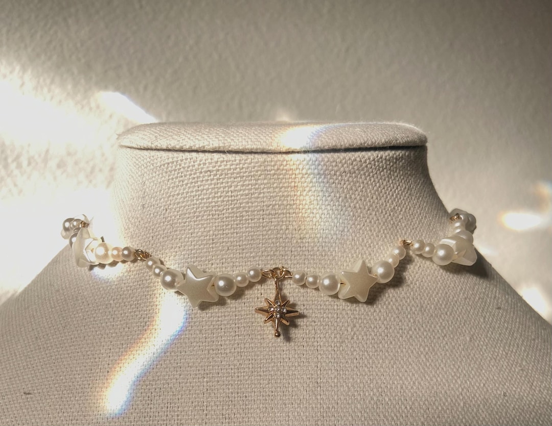 Ethereal Star Wavy Pearl Choker Necklace - Etsy