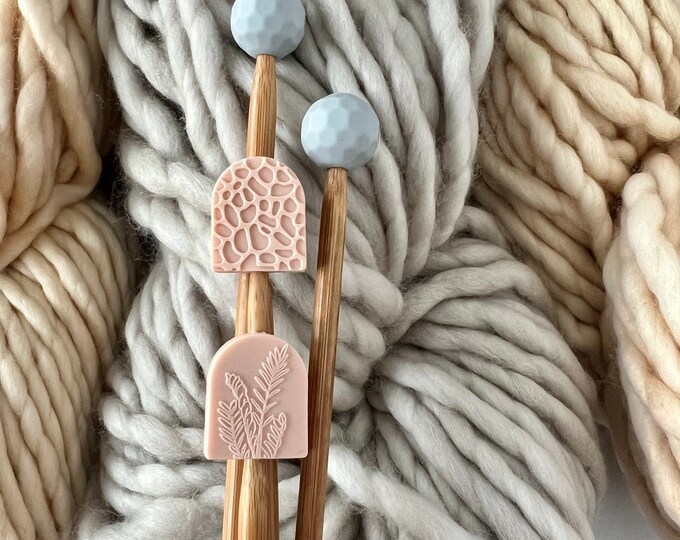 Knitting Needle Stoppers | ARCH DUO Needle Stopper | Knitting Notions ...
