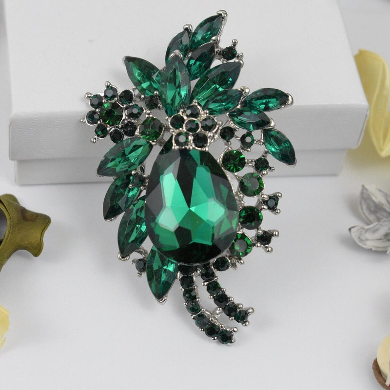 Emerald Green Brooches - Etsy