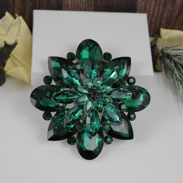 Emerald Green Brooches - Etsy