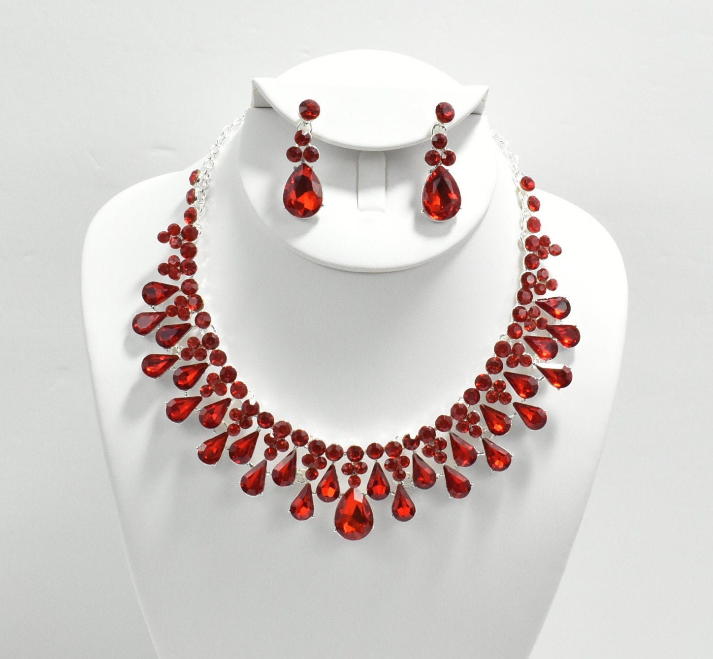 Red Holiday Necklace and Earrings Set Bridal Red Necklace - Etsy