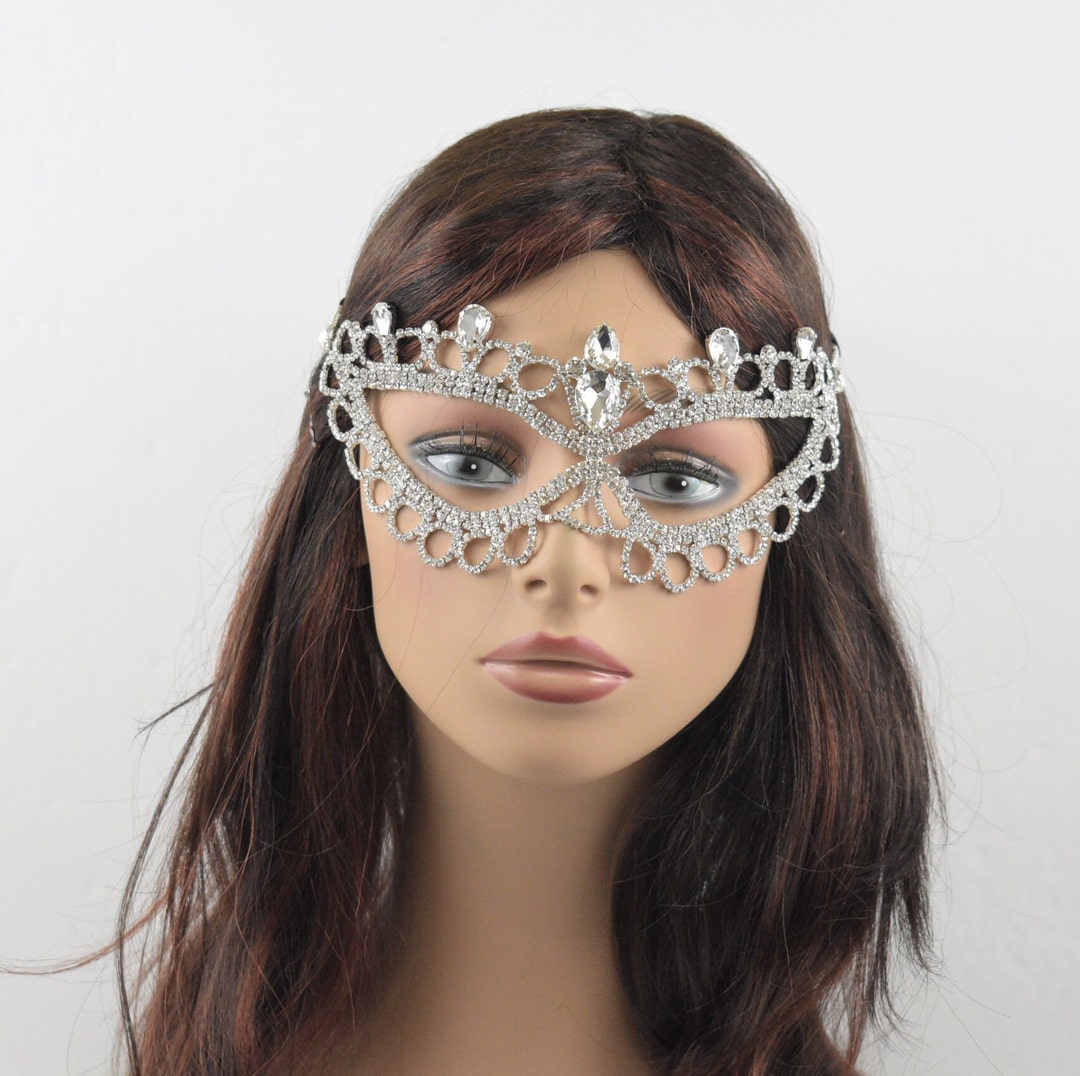 FLEXIBLE Clear Crystal Rhinestone Silver Masquerade Mask, Women Eye ...