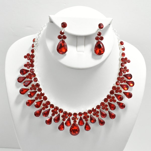 Red Necklace Set - Etsy