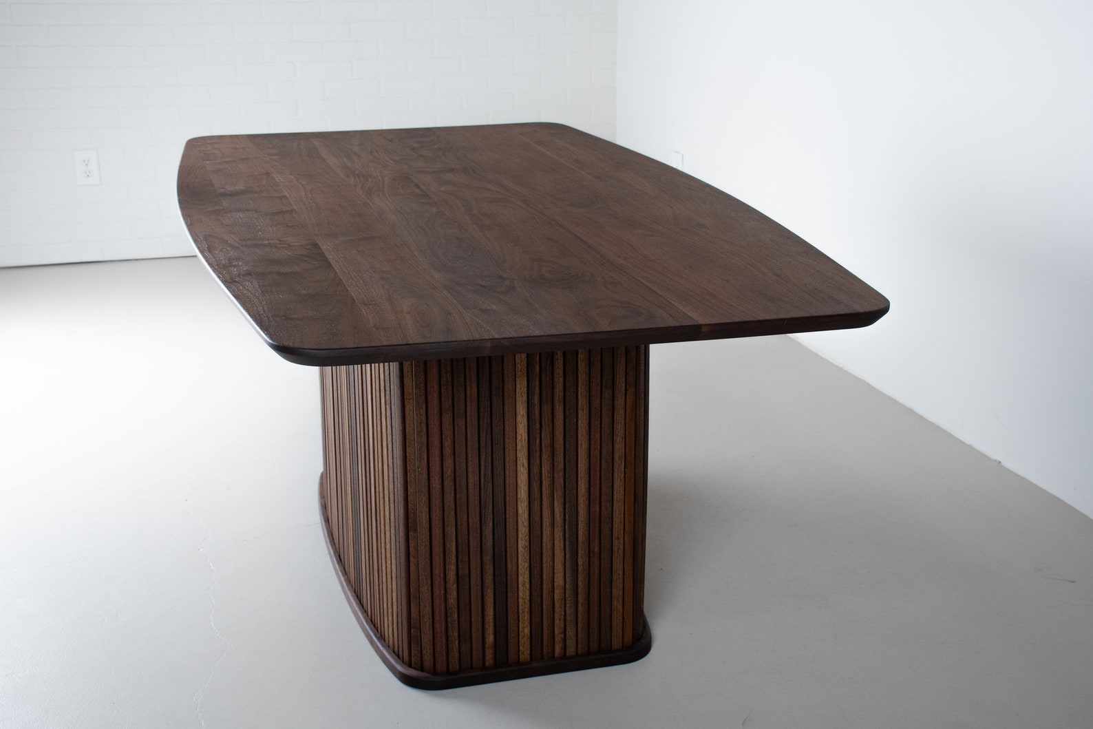 Walnut Dining Table, Fluted Pedestal Base, Squoval Top - Etsy