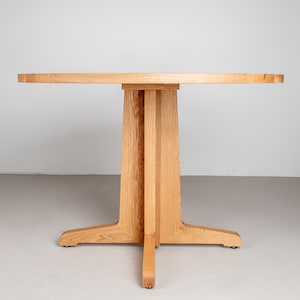 Round Pedestal Dining Table, Round Oak Table, Round Modern Table for ...