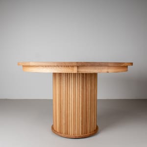 Custom Oak Dining Table, Round Extending Table on Fluted Pedestal Base ...