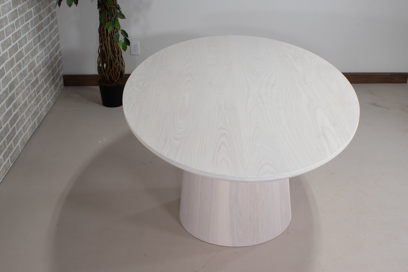 White Oval Table on Wood Cylinder Base White Wash Wood Dining - Etsy Canada