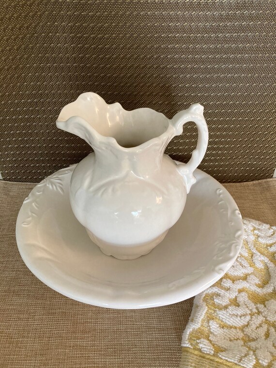 Old Pitcher And Bowl Sets Vintage Marriage Bowl And Pitcher Washstand
