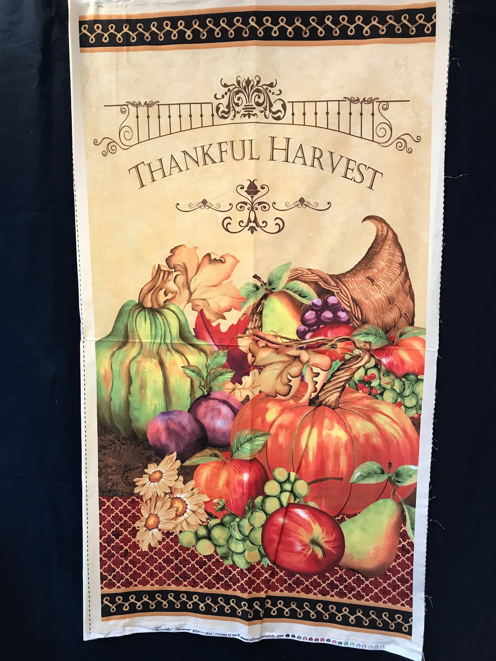 Holiday Banner Bundle - Thanksgiving and Christmas Quilted Wall-hanging ...