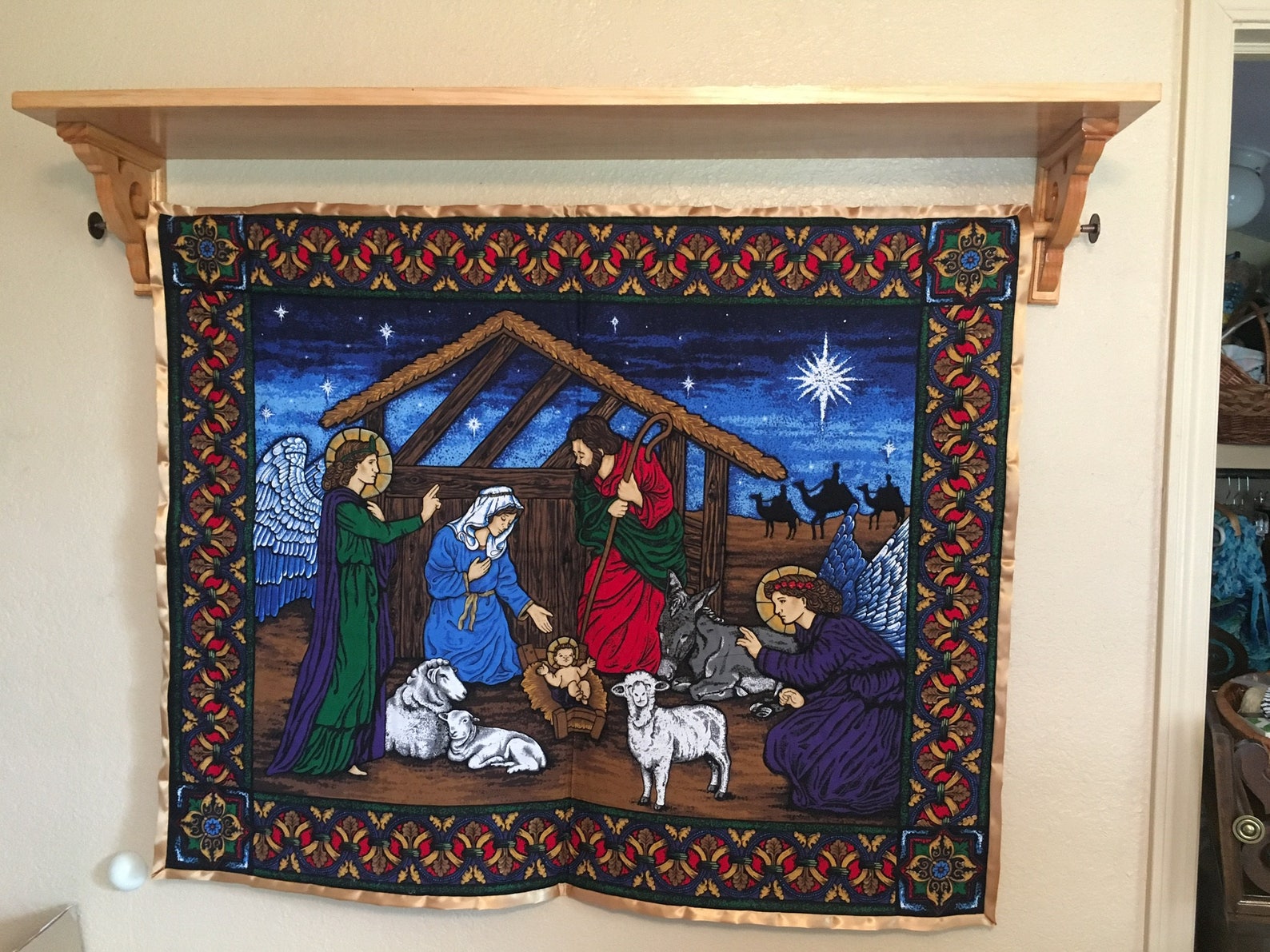 Custom Quilt/tapestry/banner Display Shelf - Metal Scroll Bracket, - Etsy