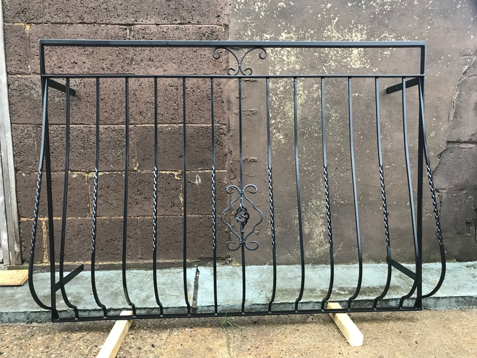 Juliet Balcony , Railings , Loft Railing ,balustrades Made to Order ...