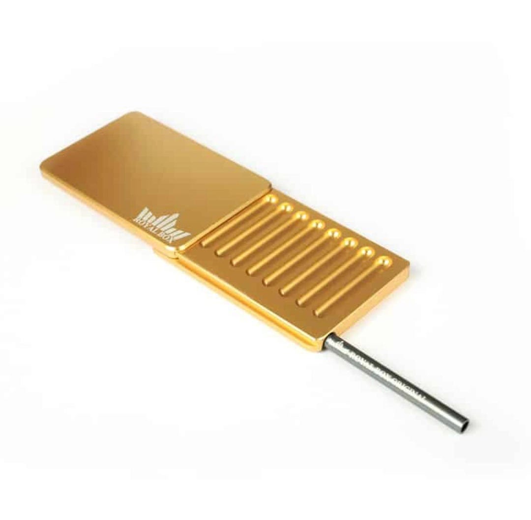 The Royal Box Classic Gold 8 Compartment Tobacco Snuff Dry Powder ...