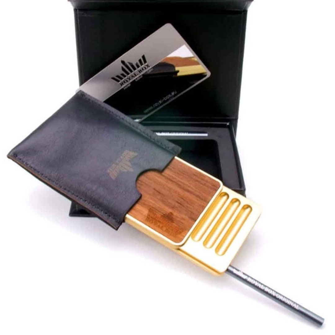 The Royal Box Walnut Gold 8 Compartment Tobacco Snuff Dry Powder ...