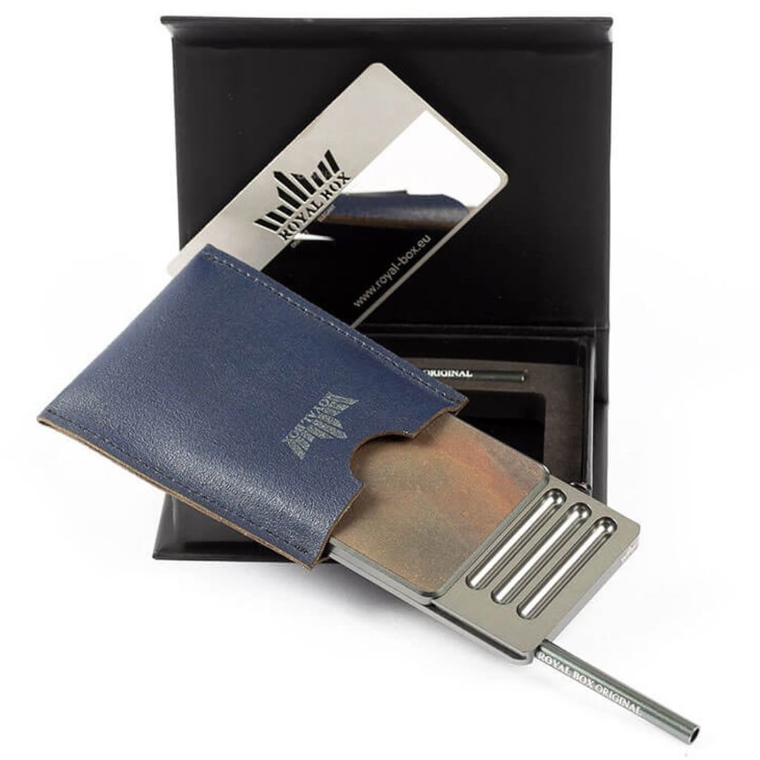 The Royal Box Mars Titanium 8 Compartment Tobacco Snuff Dry Powder ...