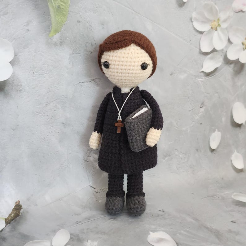 Priest Amigurumi Crochet Pattern – Catholic Pastor Doll – DIY Religious ...