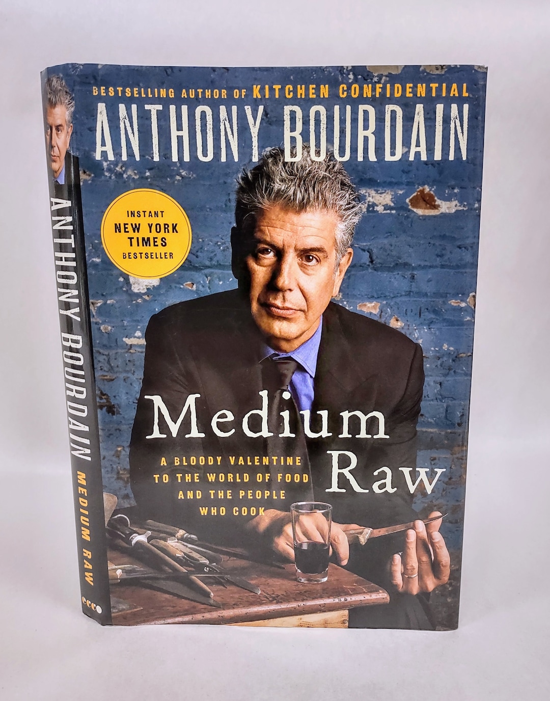 Signed - Medium Raw, by Anthony Bourdain. First Edition, Fifth Printing, Ecco, 2010. - Etsy