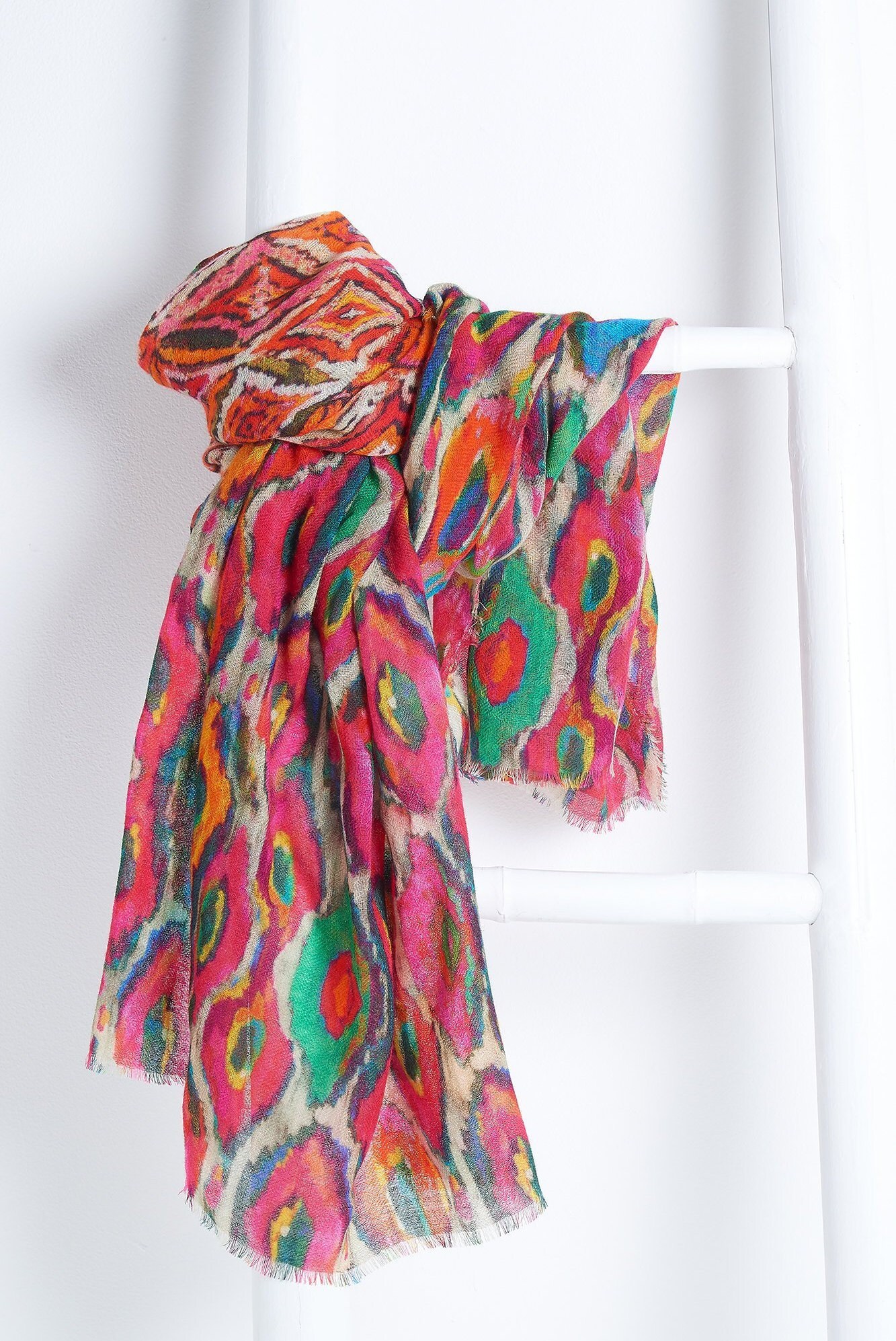 Moulin Rouge Show Stopping Luxurious Wool Scarf KB79 - Etsy