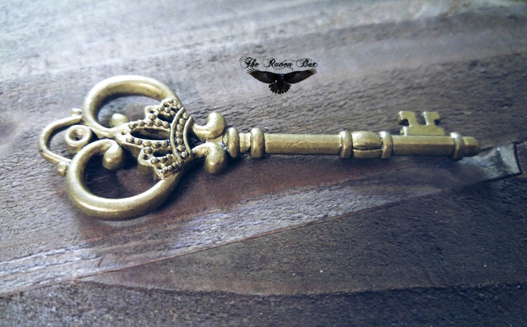Large Skeleton Key Antiqued Bronze Thick Skeleton Key Ornate Wedding ...