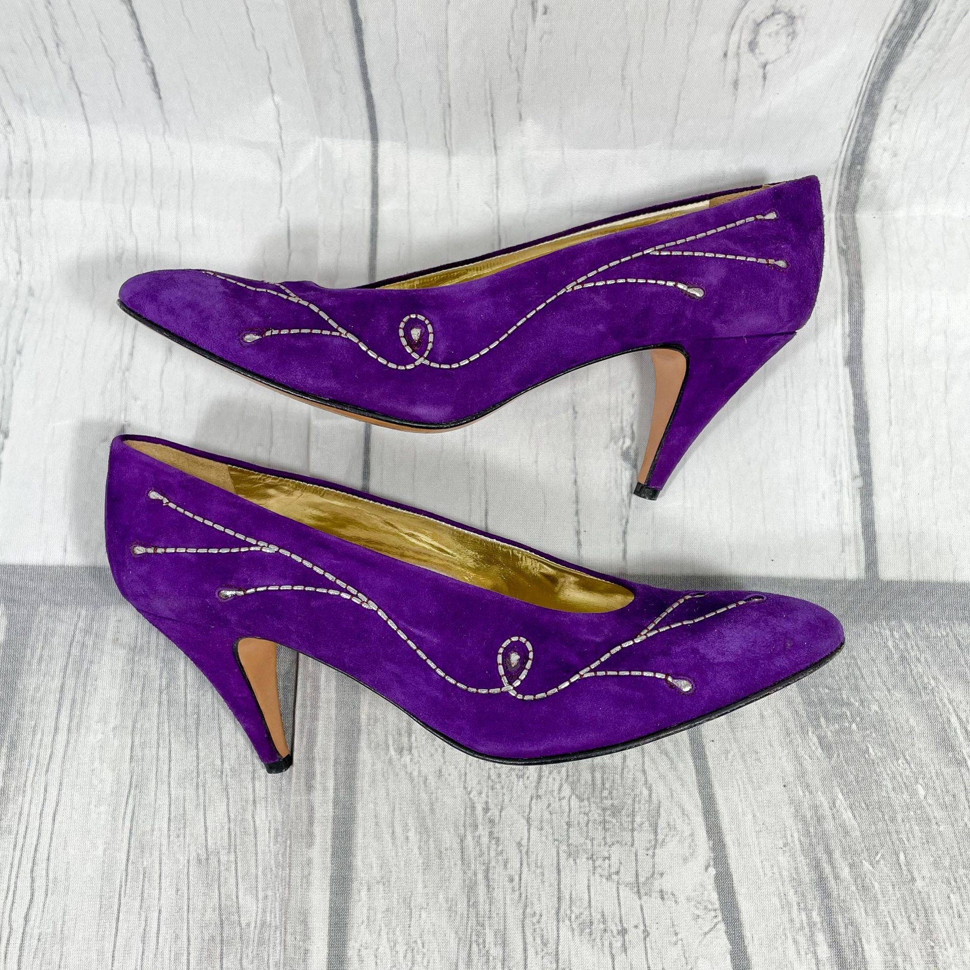 Vintage 1980s Valdini Purple Suede Pumps With Beautiful Raised - Etsy