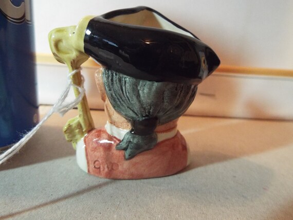 Sculpture Royal Doulton Mini Toby Jug Gaoler D6584 2 34 inch 1963-83 ...