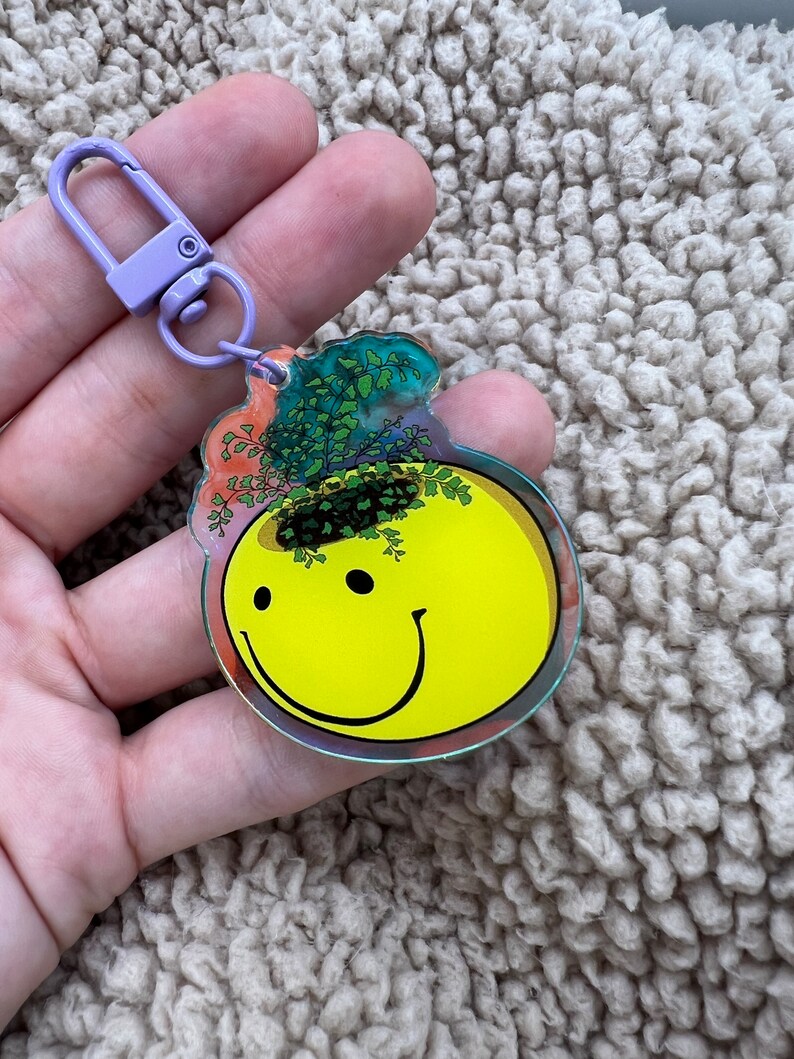 Iridescent Smiley Face Fern Keychain, Rainbow Maker Charm - Etsy